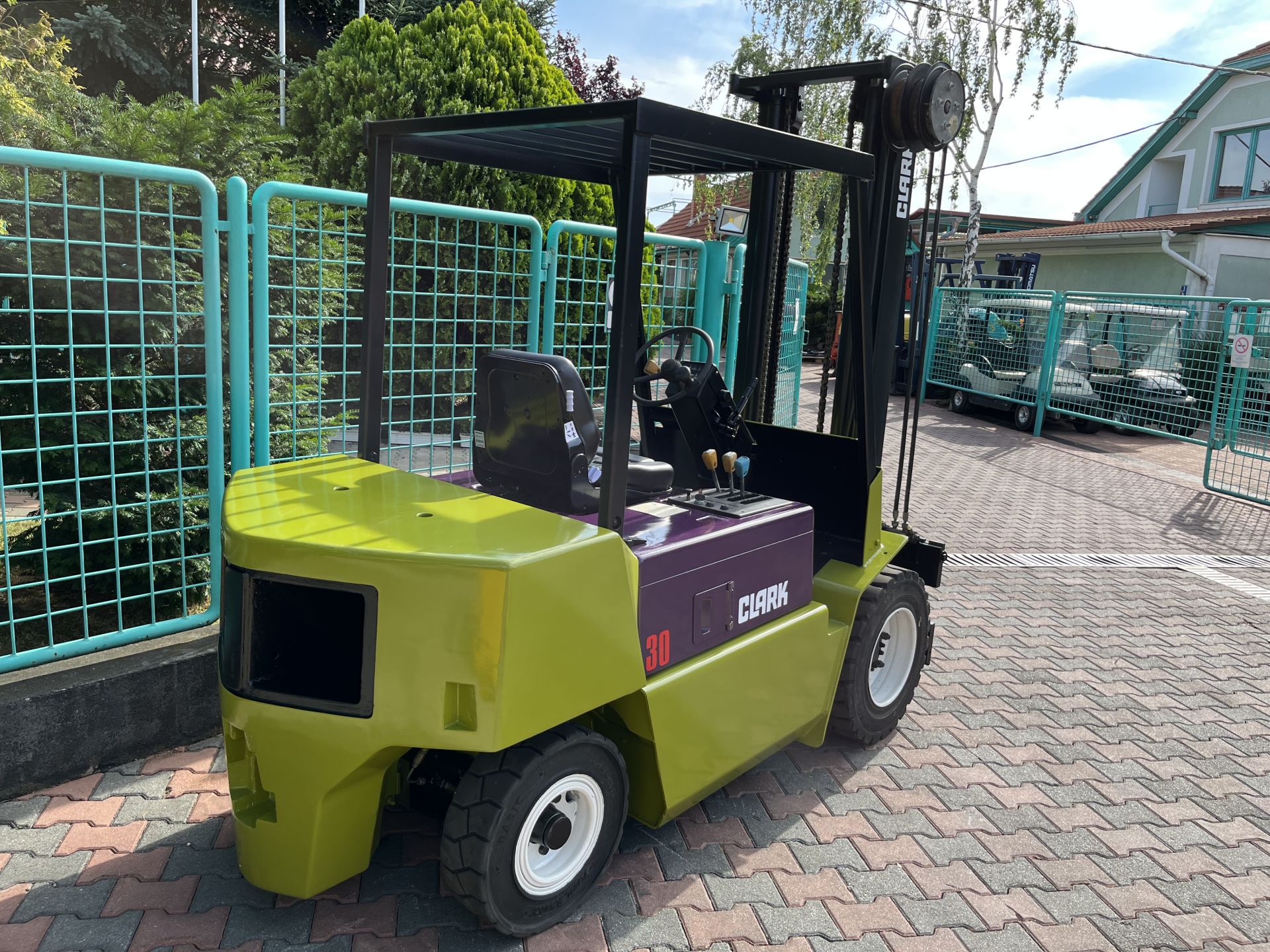 Eladó Clark DPM30N Targonca | AGROTEK.HU