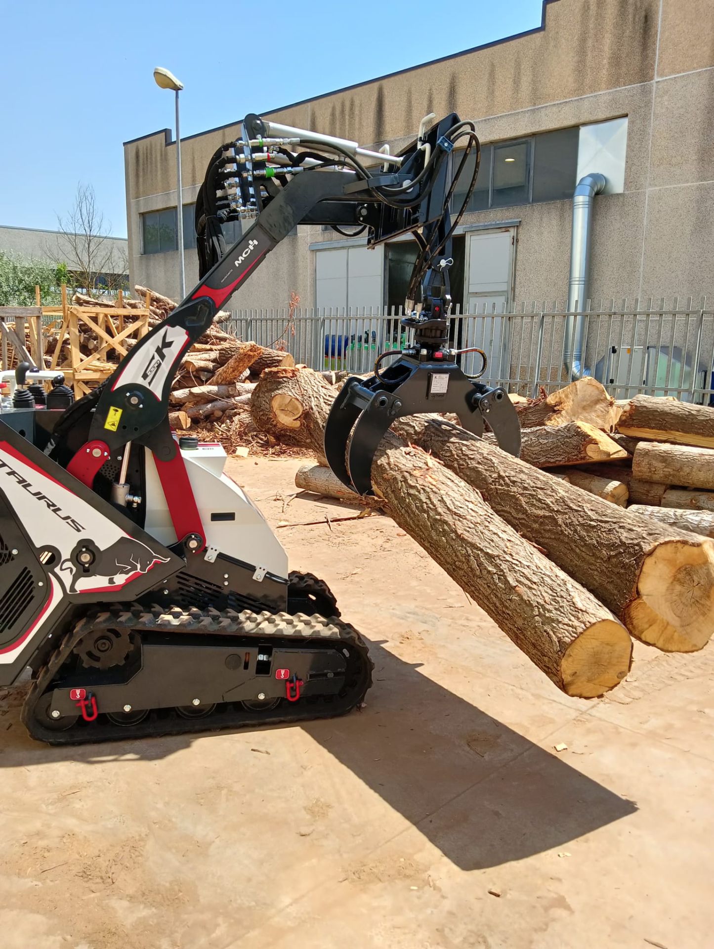 Eladó Taurus HONDA MOTOROS, 21 LE-S, OLASZ GYÁRTMÁNYÚ TAURUS SK 1000 ...